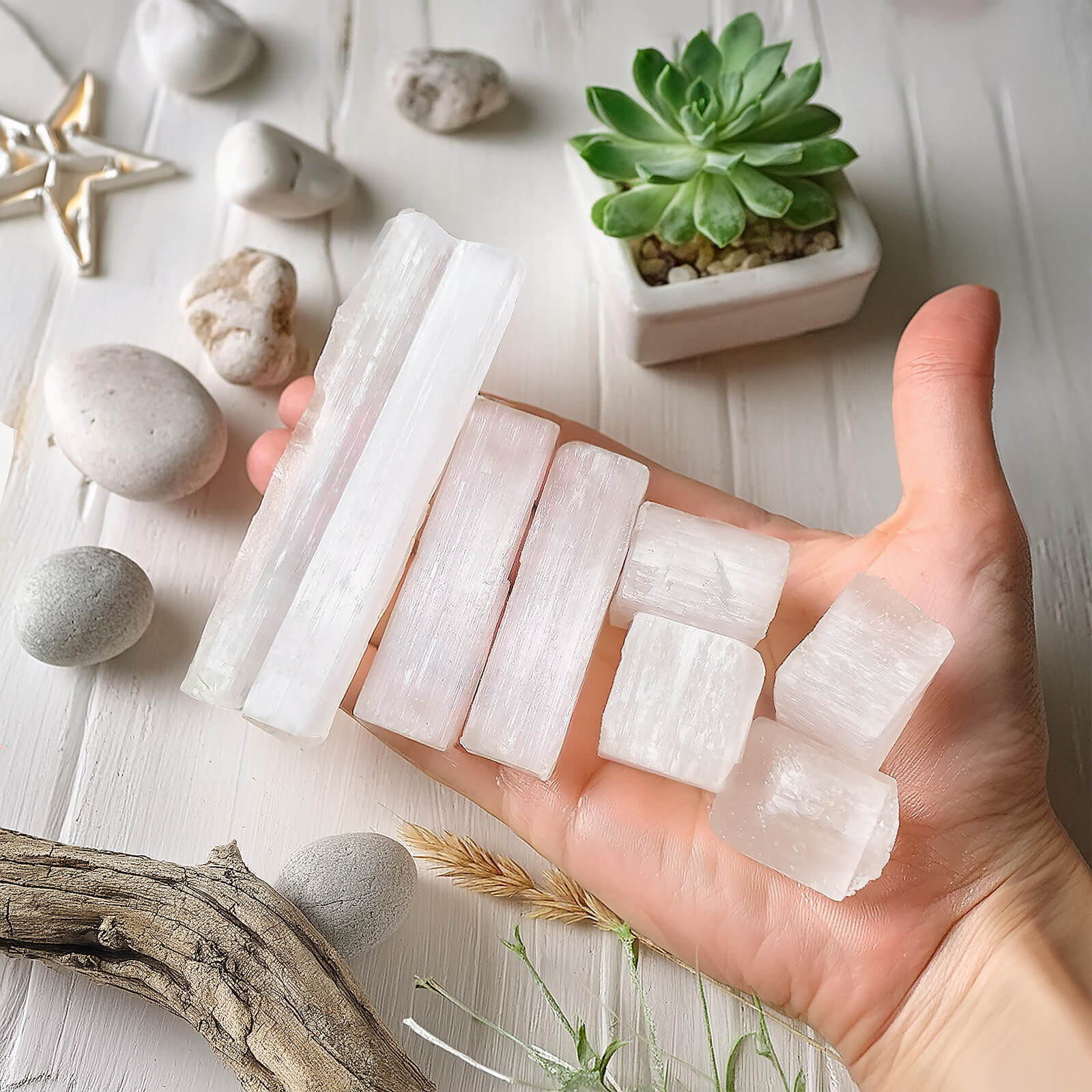 White Selenite (raw stone) 1 pc. | | MateMundo.co.uk
